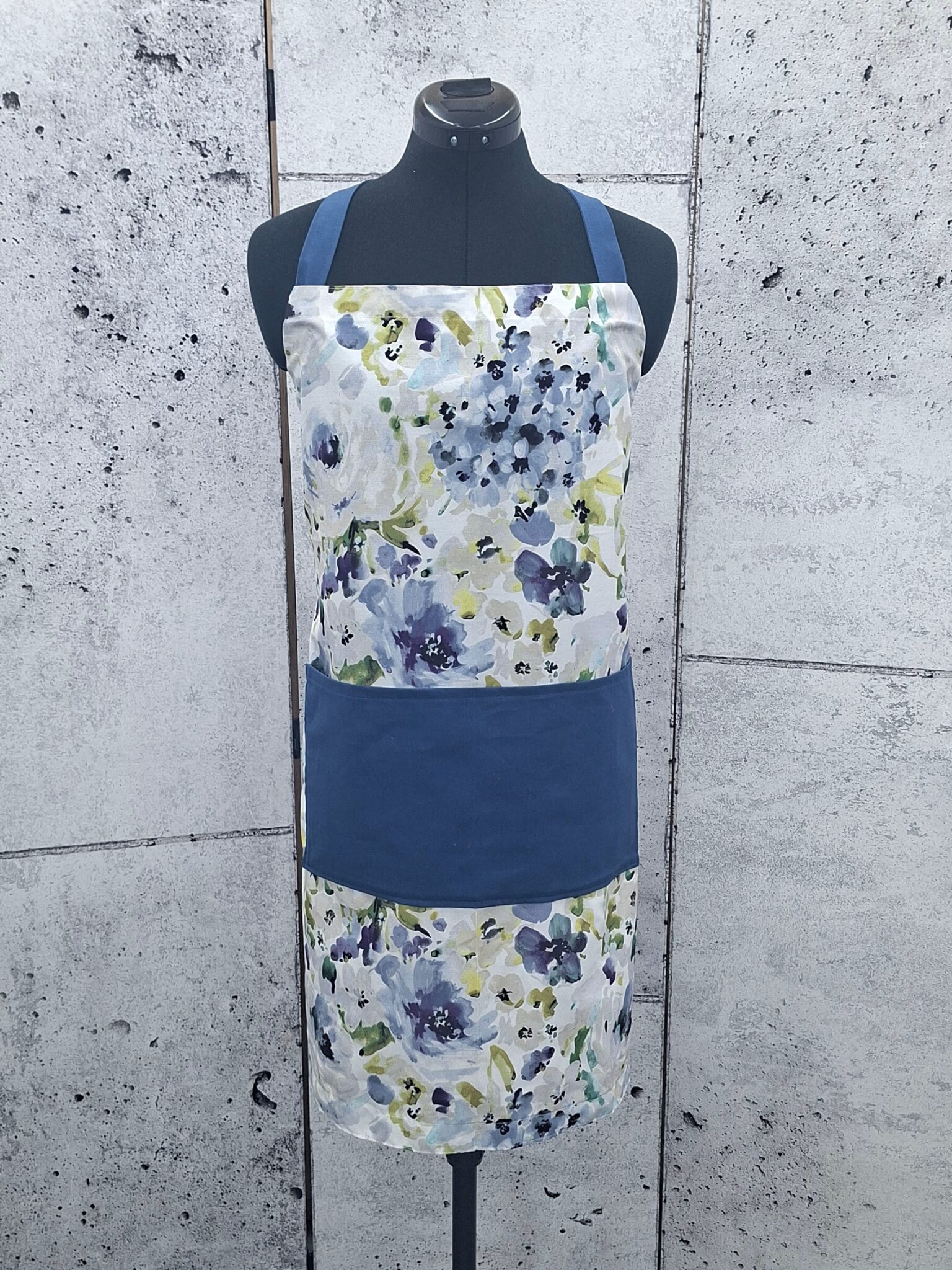 Juniors Workshops- Apron – draftcutsew